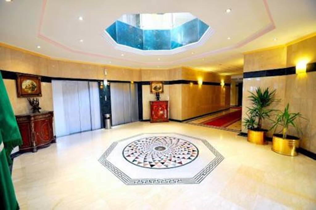 ‫فندق الشروق دلمون الرياض‬